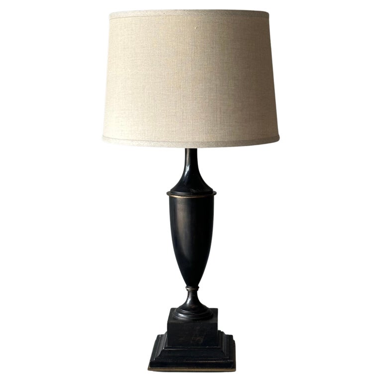 French Neoclassical Table Lamp For Sale at 1stDibs