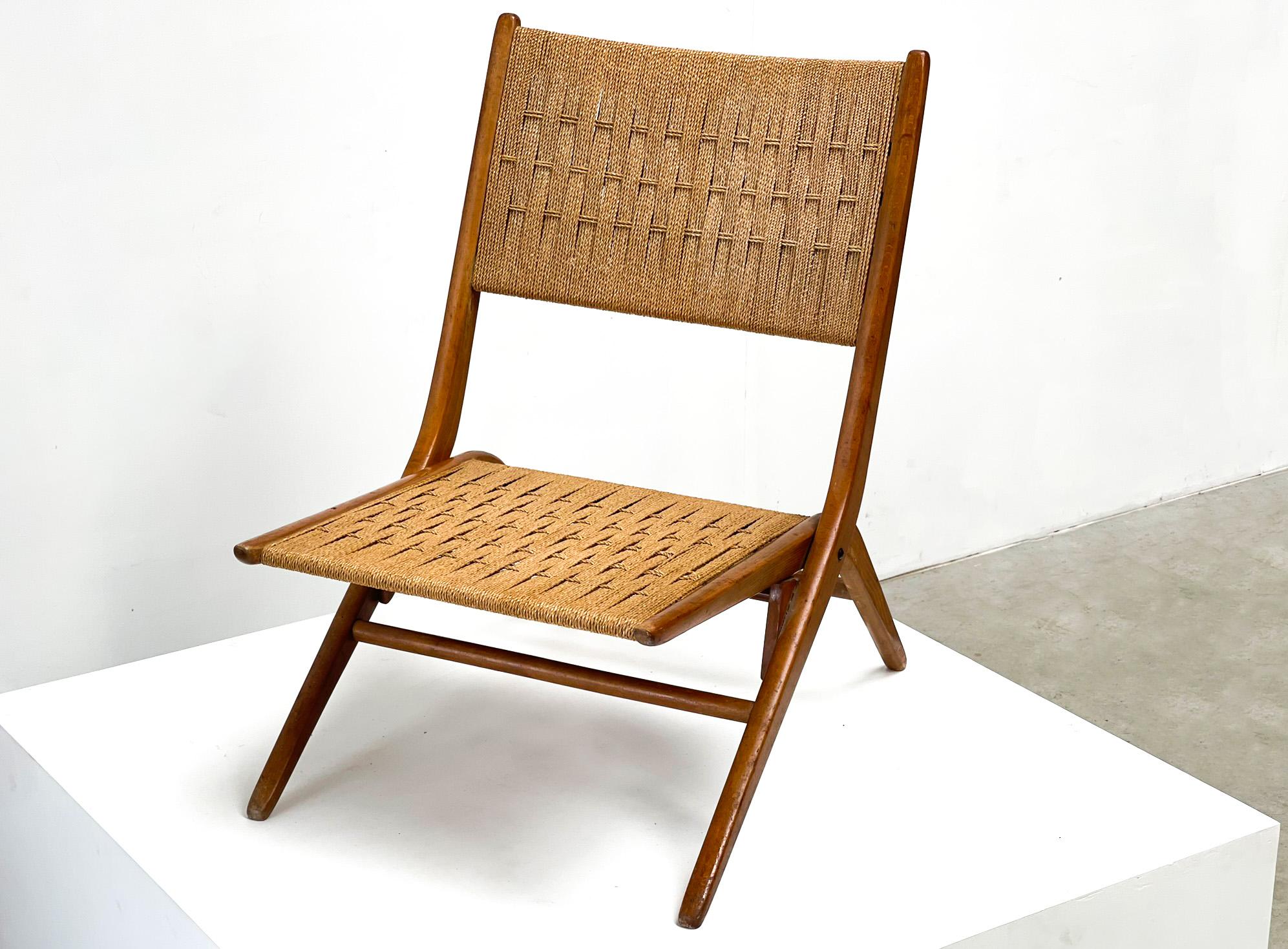 French oak and rattan folding low lounge chair at 1stDibs | rattan low ...