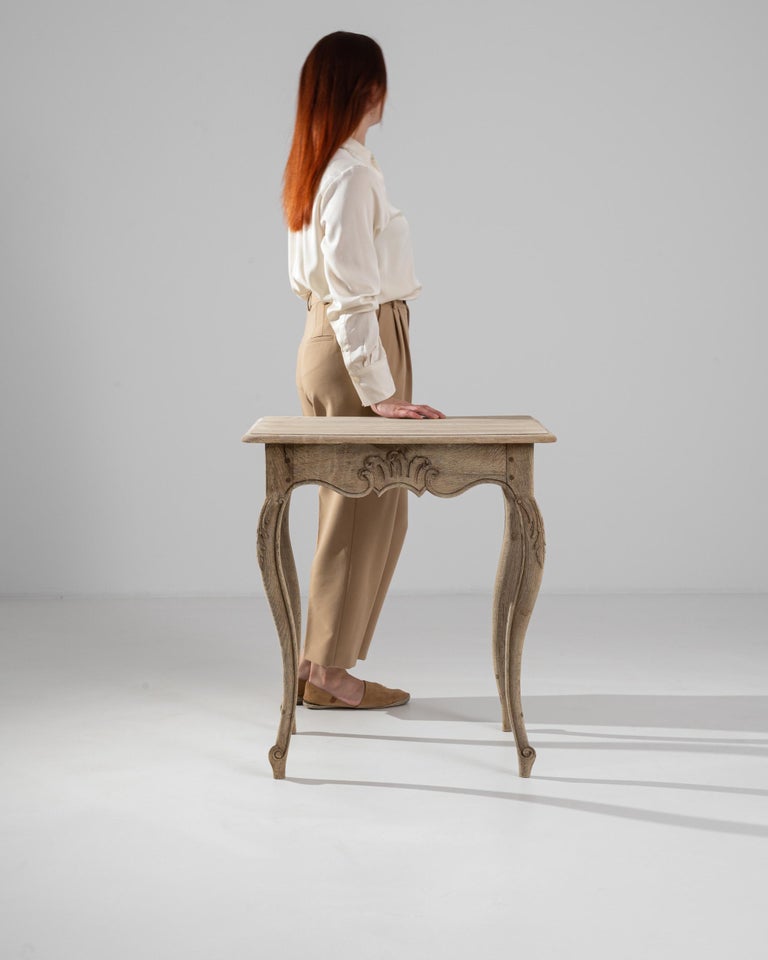 French Occasional Cabriole Leg Table For Sale at 1stDibs