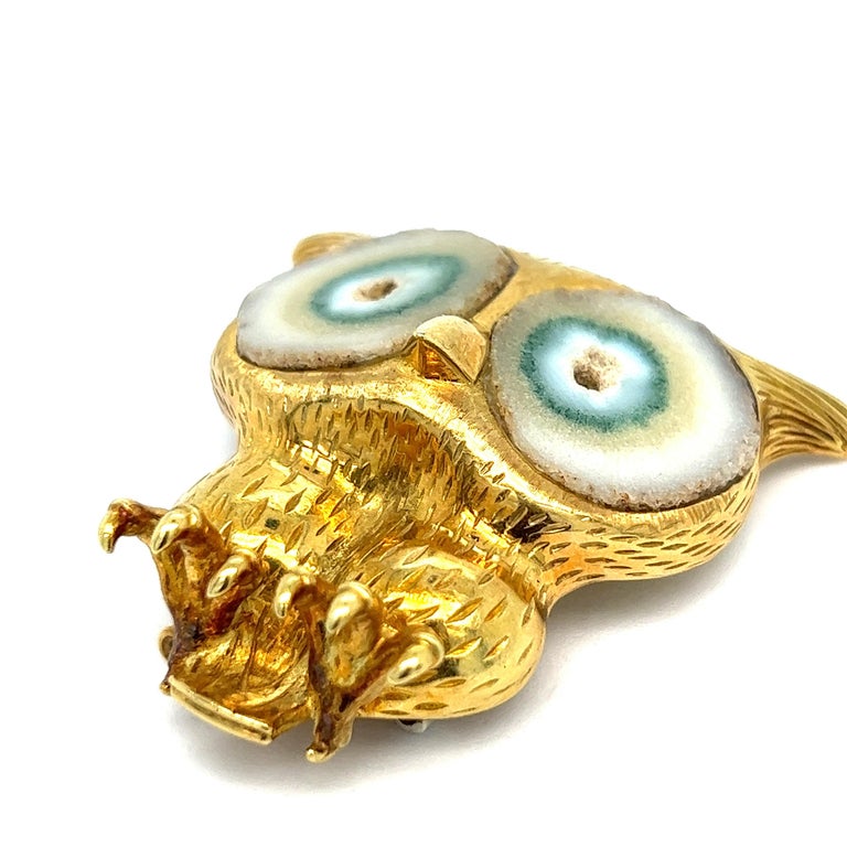 French Owl Agate Gold Brooch For Sale at 1stDibs