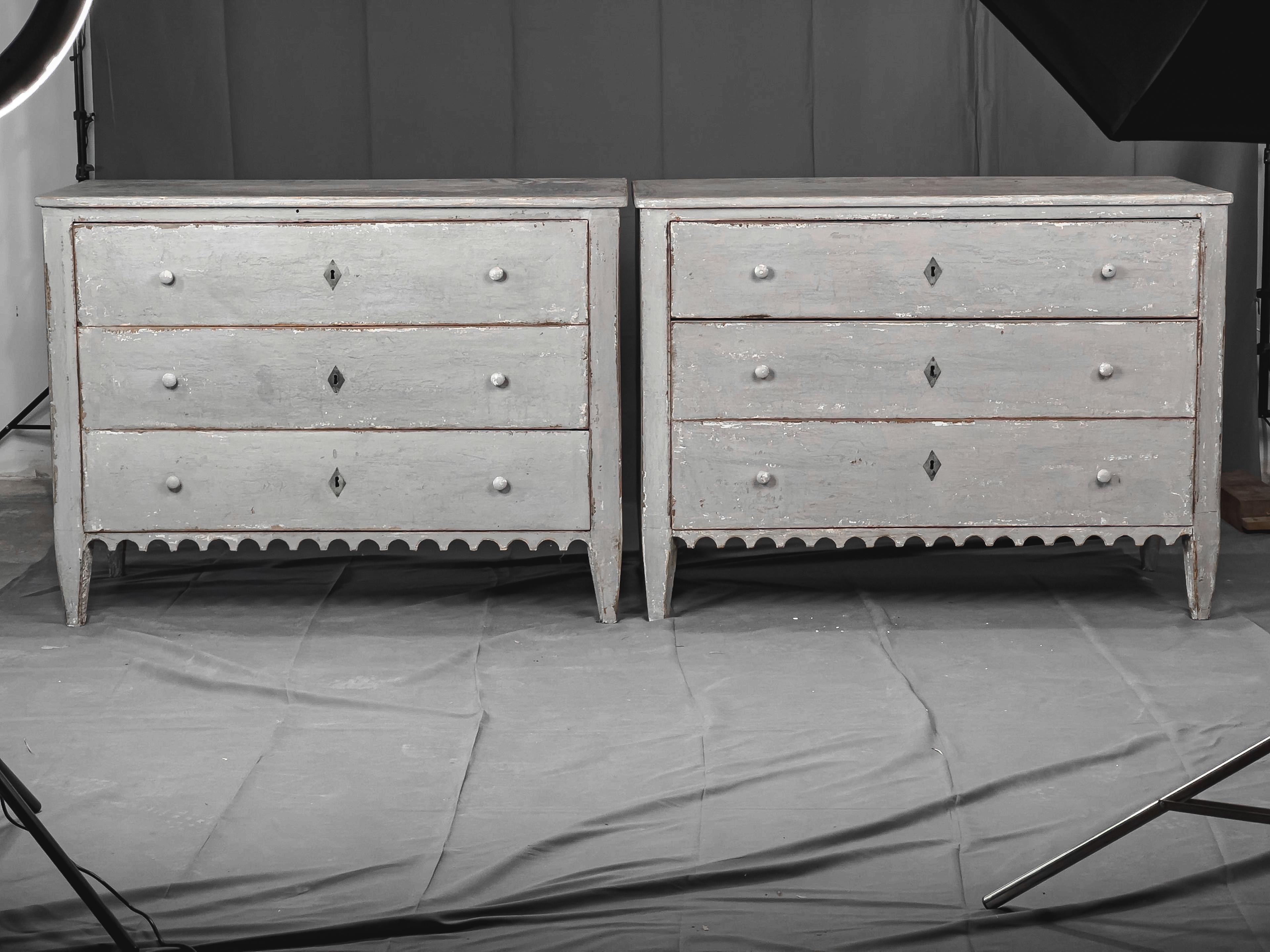 French Painted Antique Chest of Drawers with Scalloped Apron 2 ...