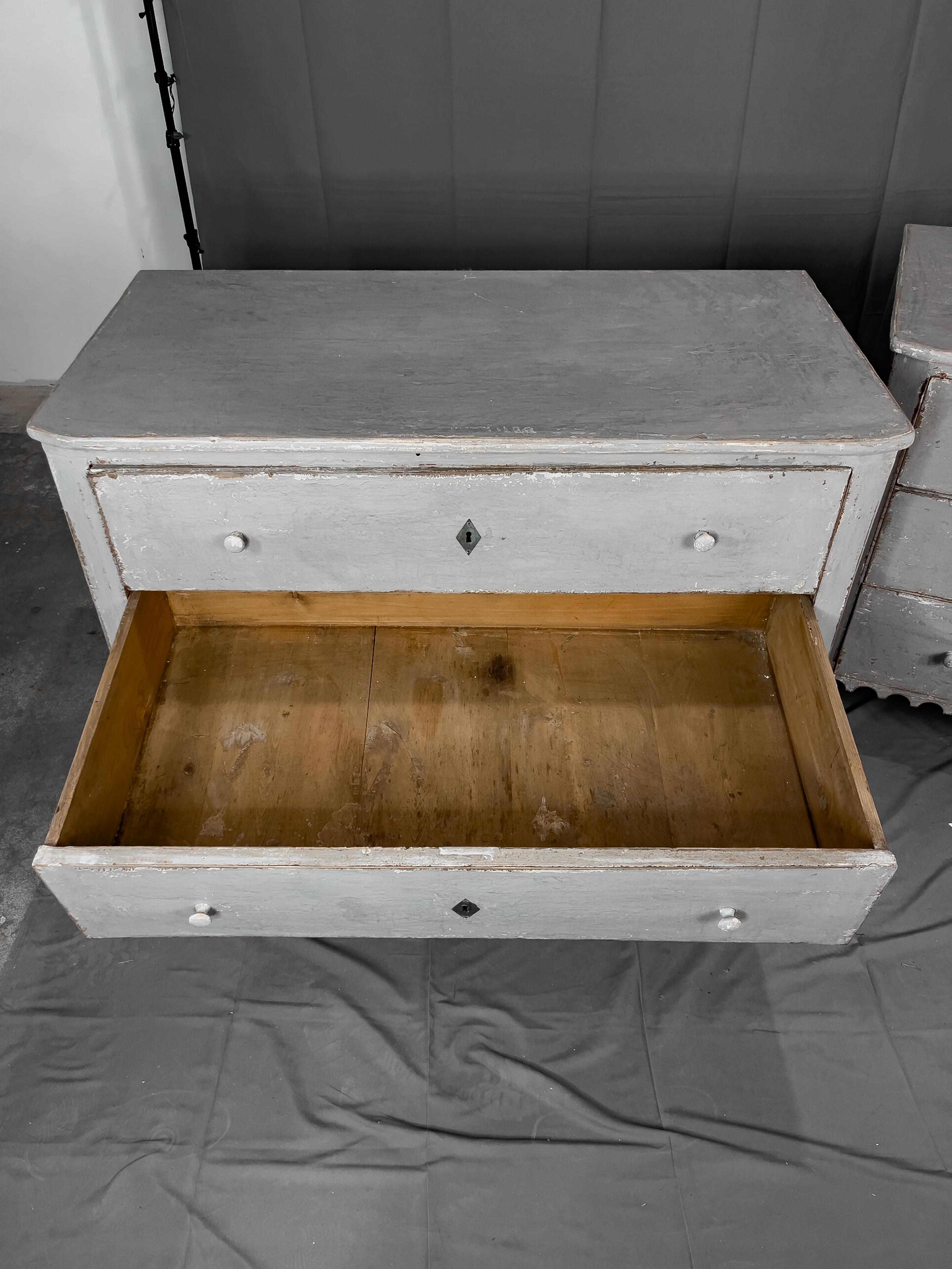 French Painted Antique Chest of Drawers with Scalloped Apron 2 ...