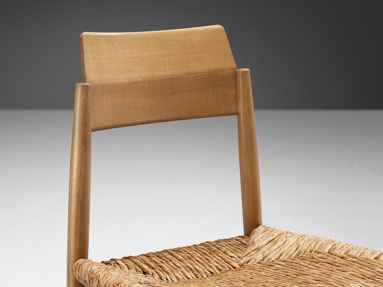 French Pair of Dining Chairs in Wood and Straw For Sale at 1stDibs