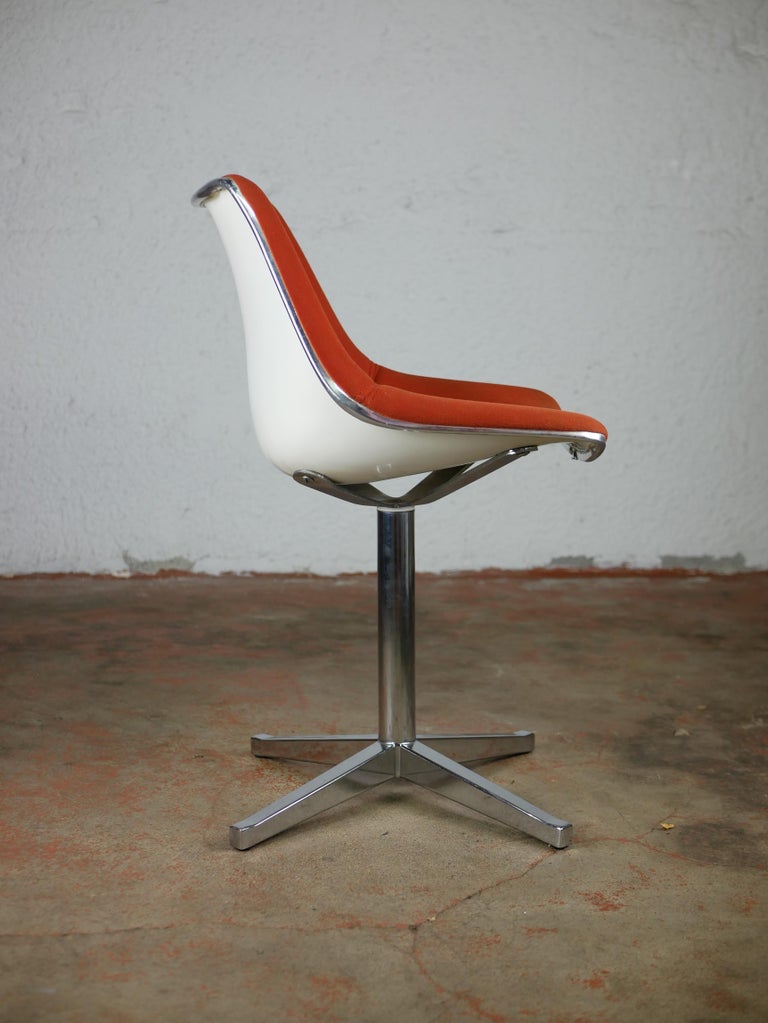 French Pair of L202 Chairs by Roland Schweitzer for Lafargue, 1970s at ...