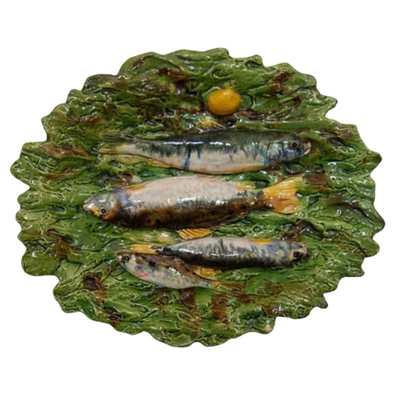 French Palissy Ware Fish Plate, circa 1890 For Sale at 1stDibs