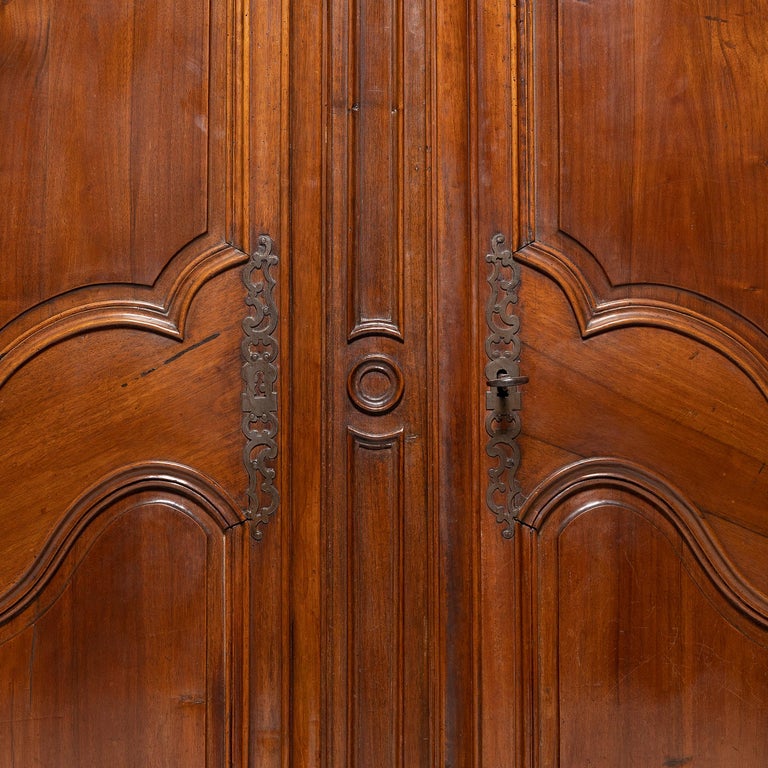 French Provincial Armoire with Arched Top, circa 1750 For Sale at 1stDibs