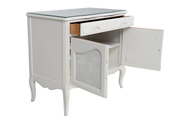 French Provincial Style White Buffet For Sale at 1stDibs