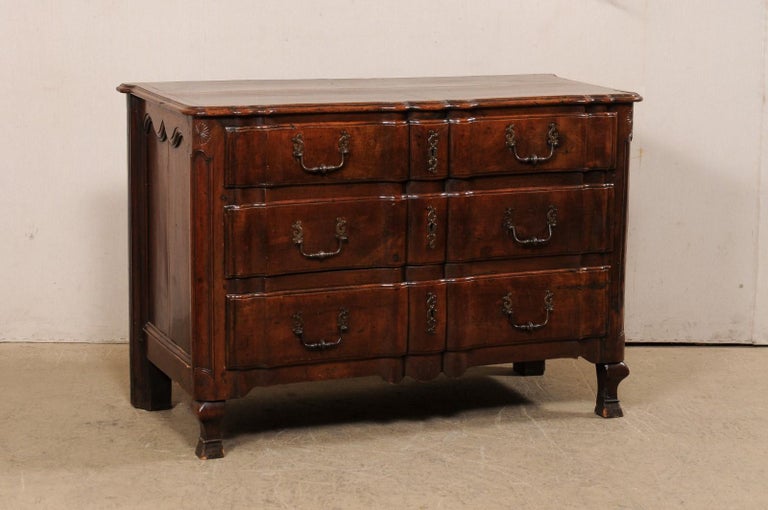 French Regence "Linen-Fold" Commode, 18th Century For Sale at 1stDibs