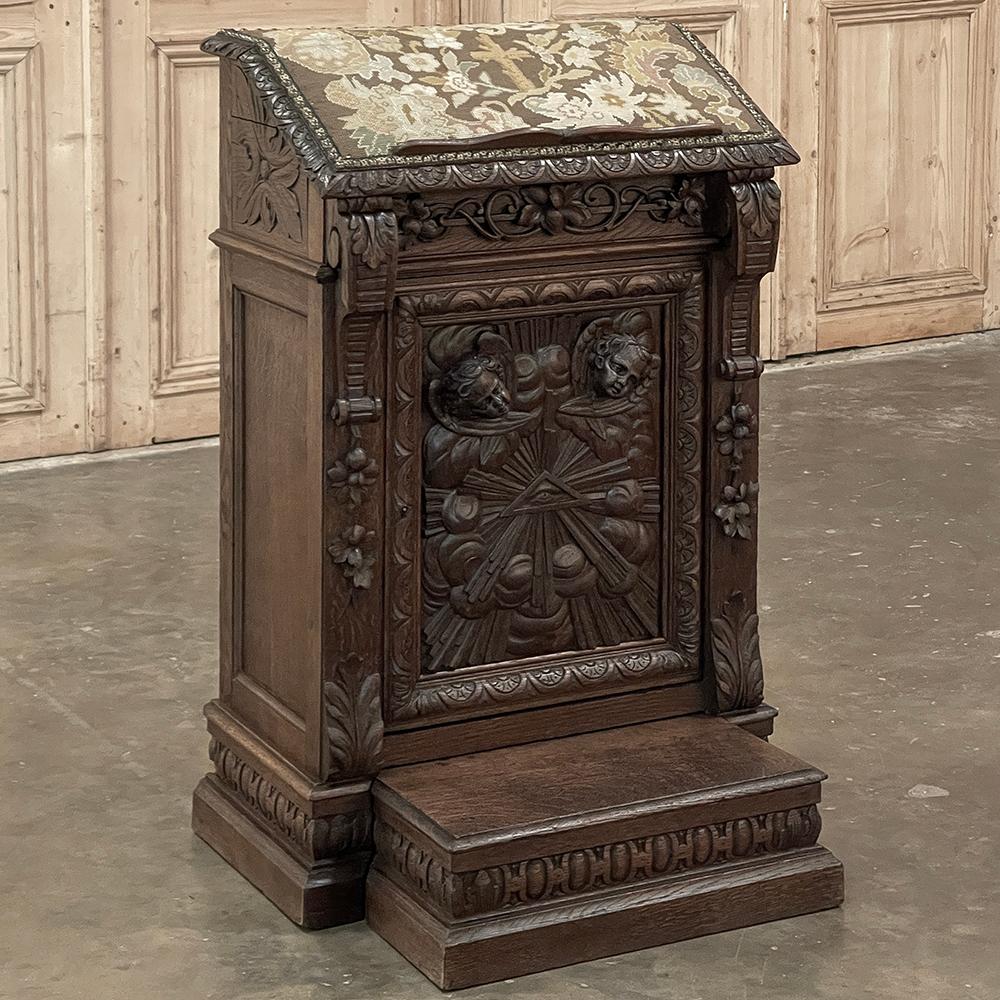 French Renaissance Prayer Bench, circa 1850s For Sale at 1stDibs