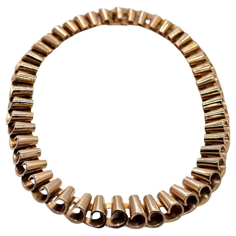 French Retro Period 18K Rose Gold Scroll Link Graduated Necklace For ...