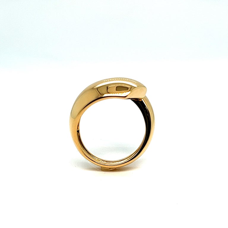 French Ring Embracing "You and Me" Yellow Gold For Sale at 1stDibs