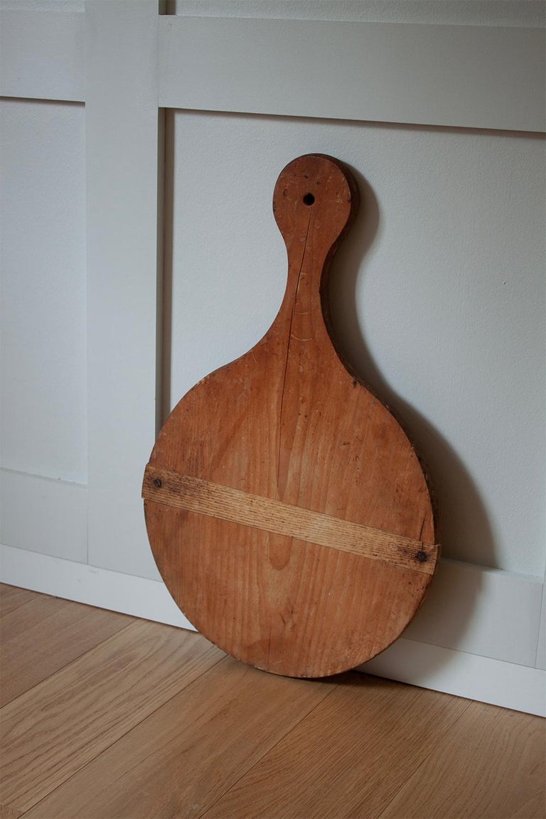 French Round Wood Cutting Seving Board For Sale at 1stDibs