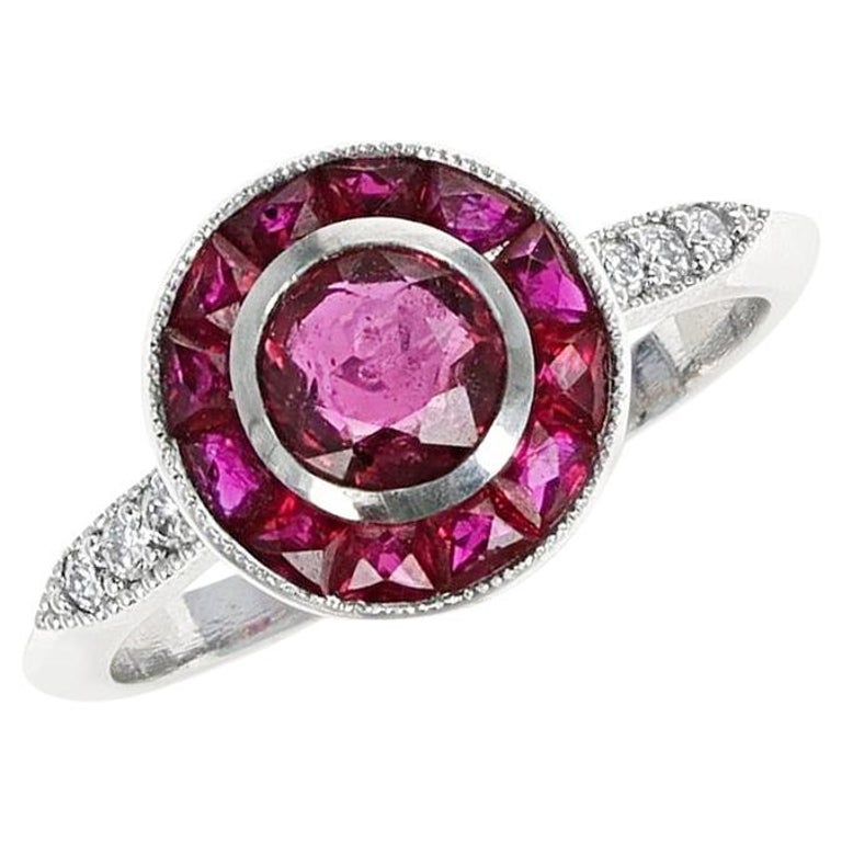 French Ruby and Diamond Platinum Ring For Sale at 1stDibs