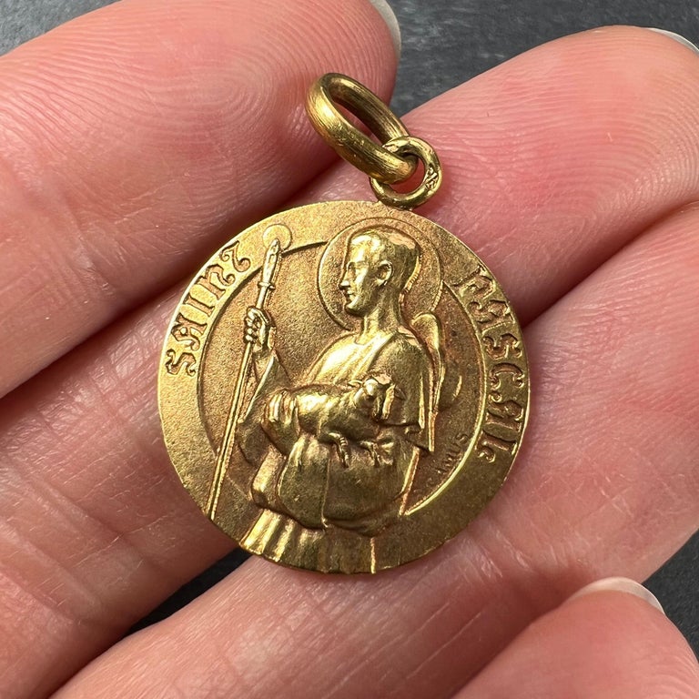 French Saint Pascal 18K Yellow Gold Charm Pendant For Sale at 1stDibs