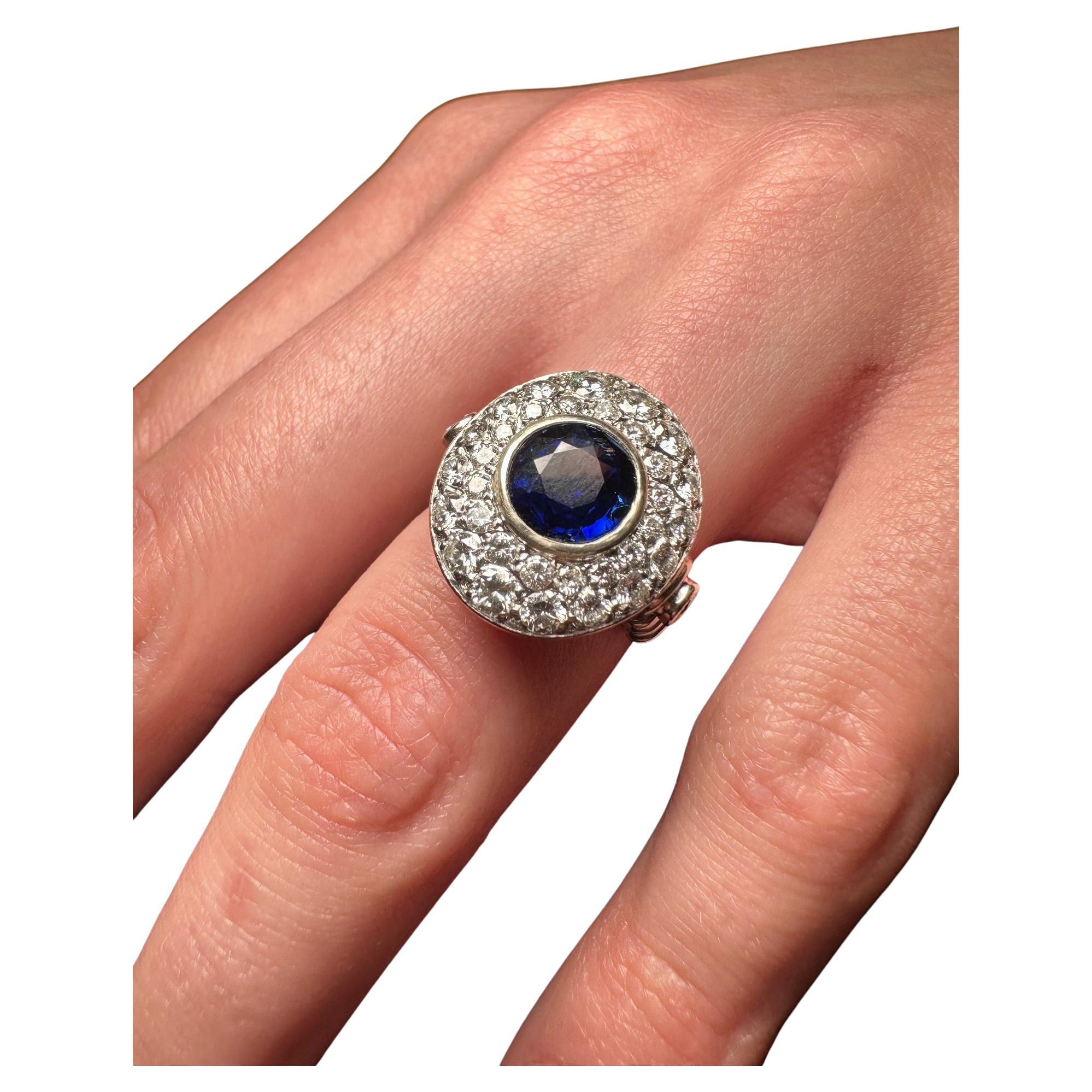 Sapphire and Diamond Ring For Sale at 1stDibs
