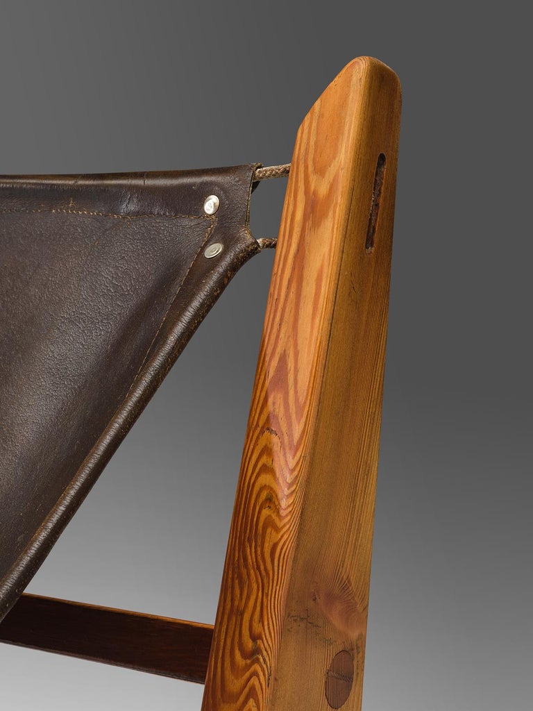 French Set of Pine and Leather Hunting Chairs For Sale at 1stDibs