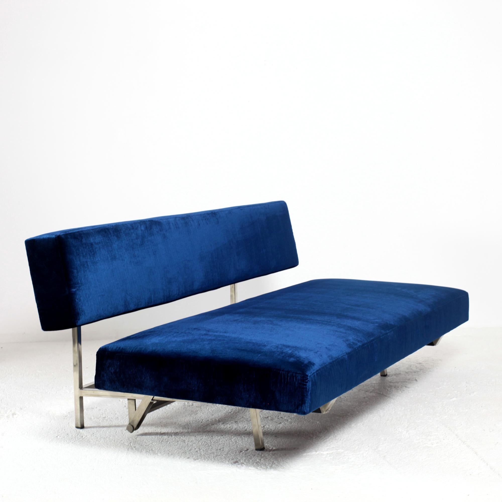 French Sofa or Daybed Designed by Andre Simard for Airborne circa 1960 ...