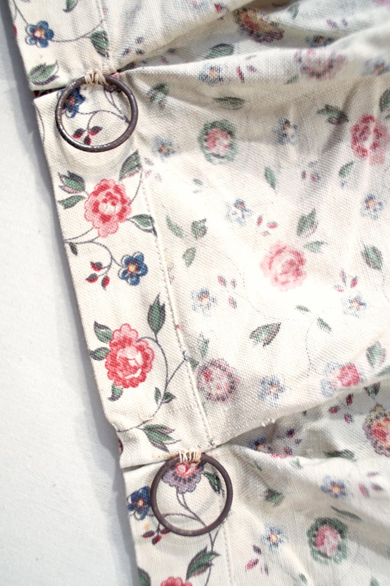 French Vintage Flower Printed Linen and Cotton Curtains For Sale at 1stDibs