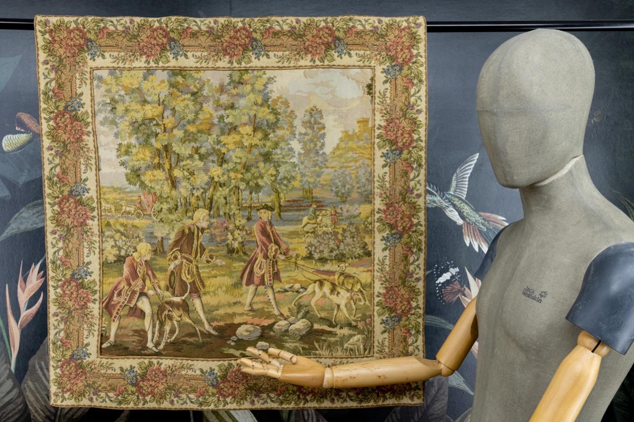 French Vintage Tapestry Hunting Scene For Sale at 1stDibs