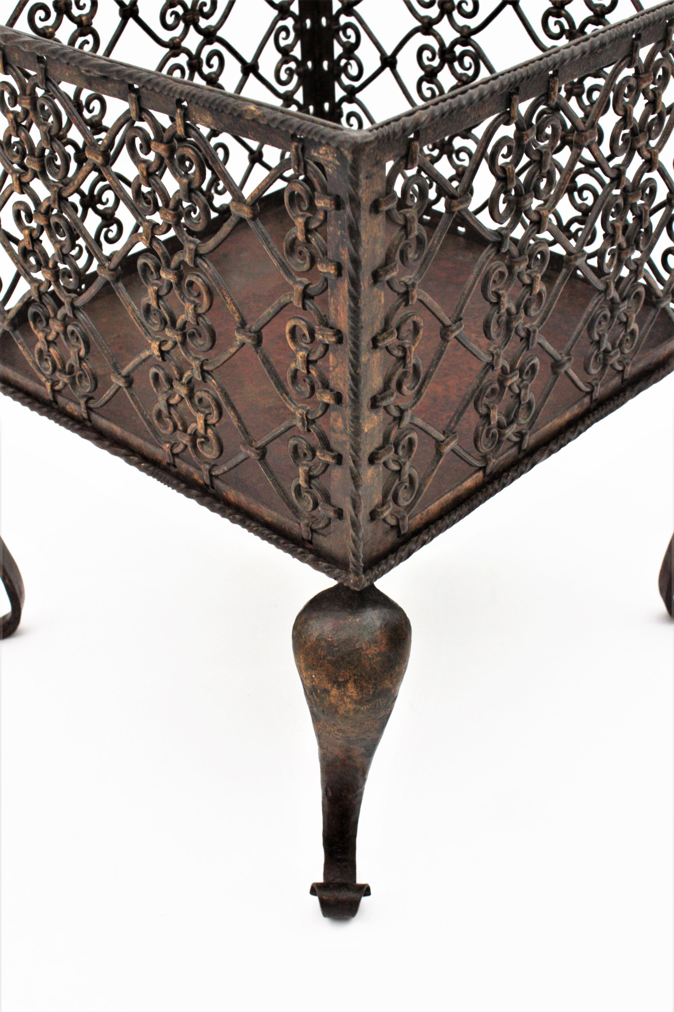 French Scrollwork Drinks Stand or Planter in Wrought Iron For Sale at ...