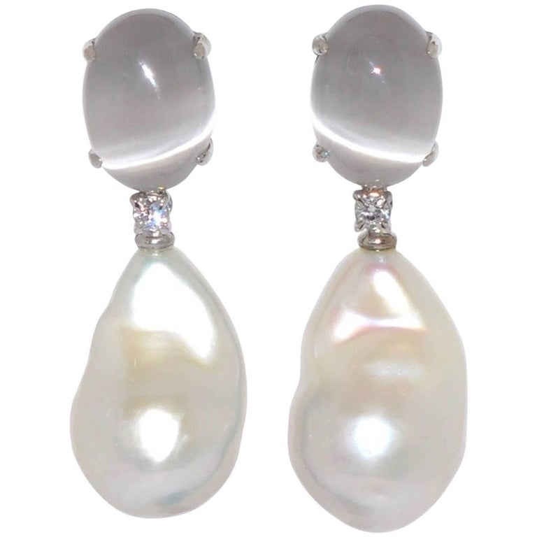 Freshwater Pearls, Quartz and White Diamonds on White Gold Chandelier ...
