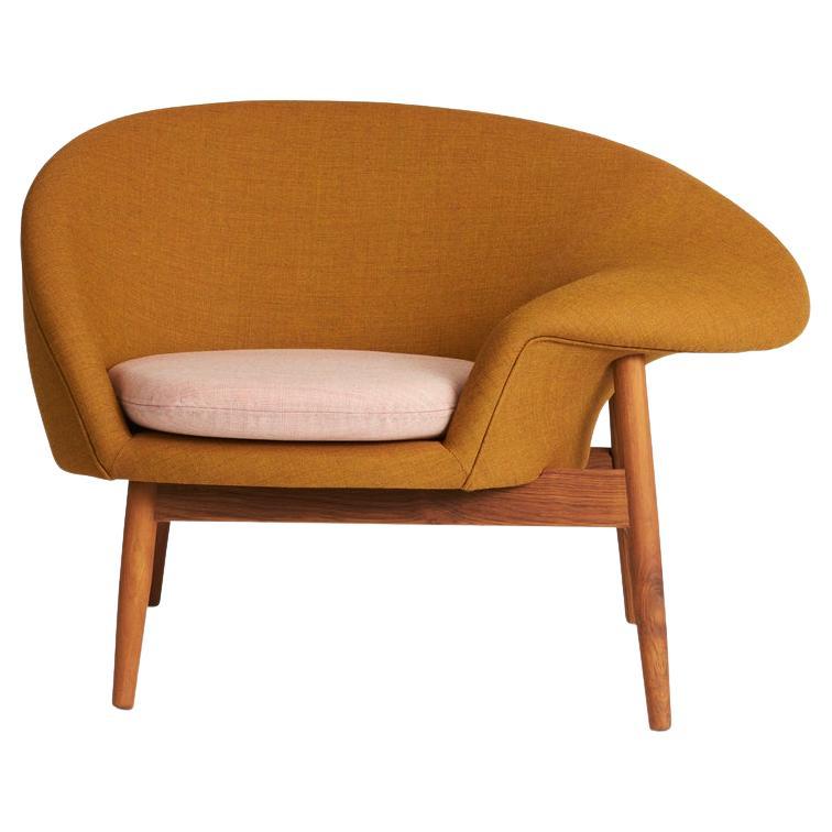 Fried Egg Right Lounge Chair Dark Ochre by Warm Nordic For Sale at 1stDibs
