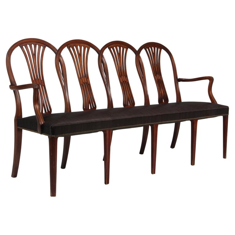 Frits Henningsen, banc à quatre places En vente sur 1stDibs