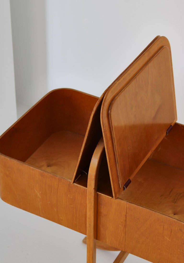 Fritz Hansen Sewing Box in Beechwood and Leather by Søren Hansen ...