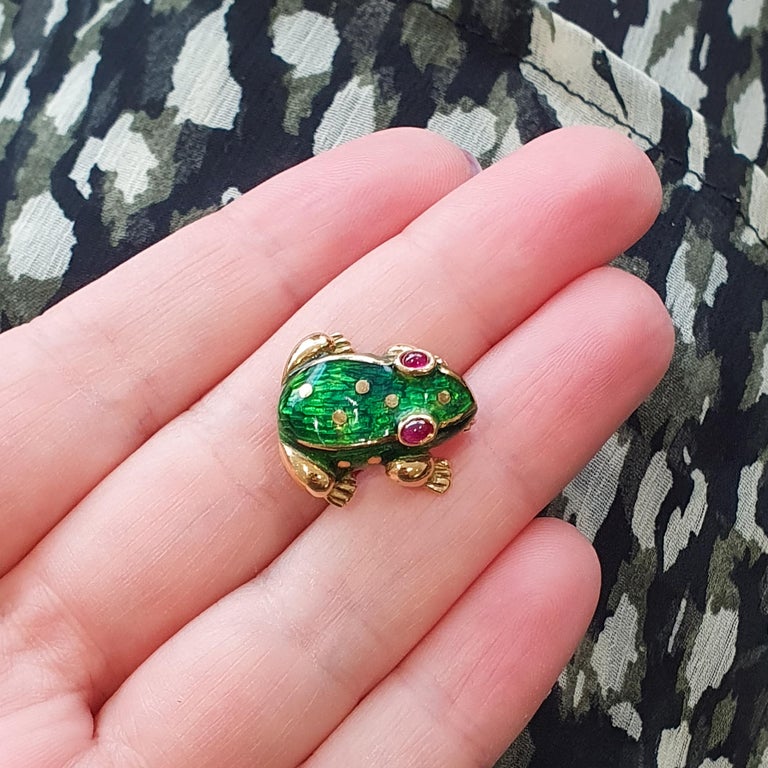 Frog Gold Enamel Ruby Clip Brooch For Sale at 1stDibs