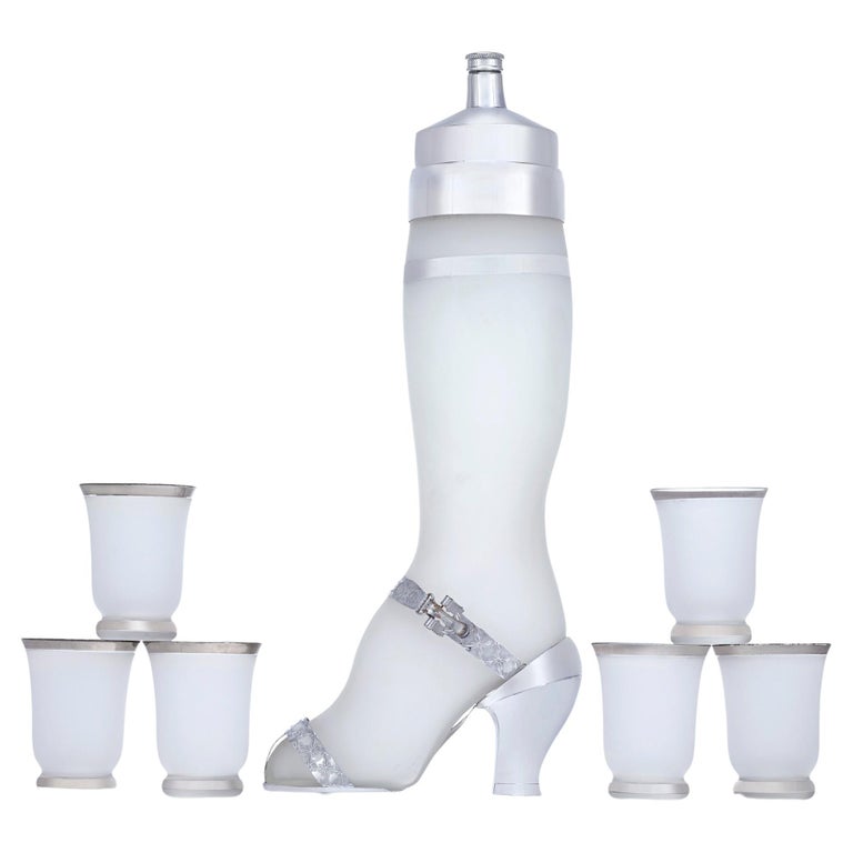 Frosted Glass Lady’s Leg Cocktail Shaker and Glasses For Sale at 1stDibs
