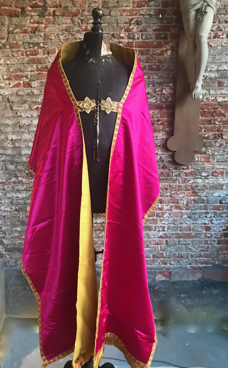 Fuchsia Pink Silk Embroidered Priest Vestment Cape For Sale at 1stDibs