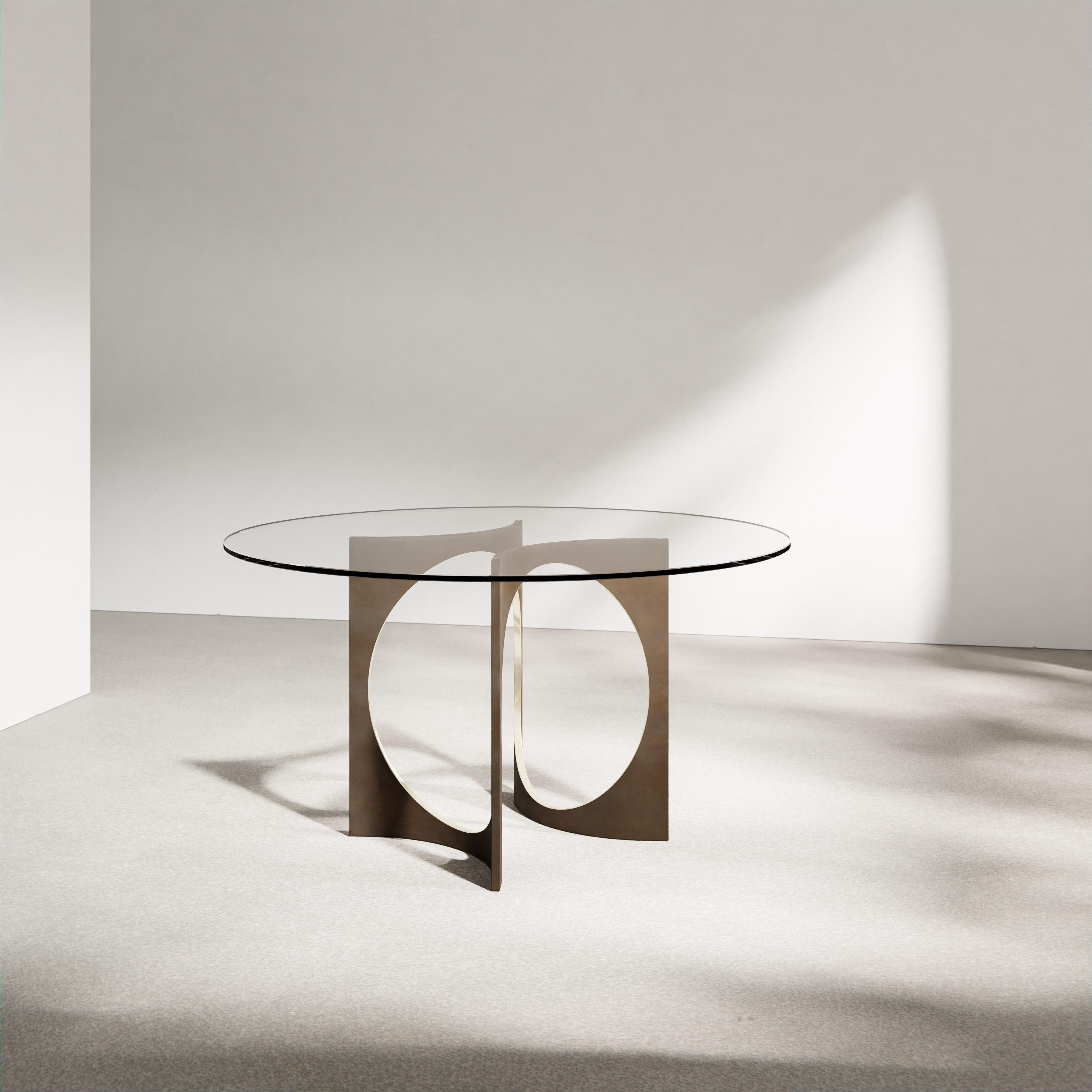 Fuga Cast Bronze and Patina 140 cm Round table - Glass top by Metamorphic Studio For Sale at 1stDibs