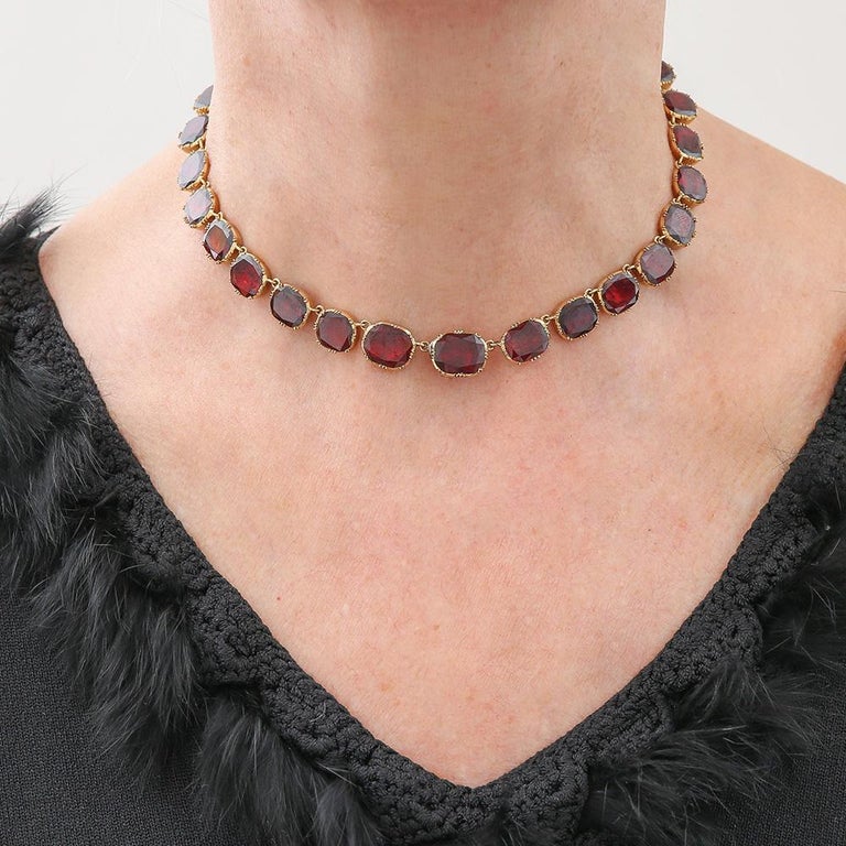 Georgian Almandine Garnet Parure 15 Karat Gold circa 1820 in Original ...