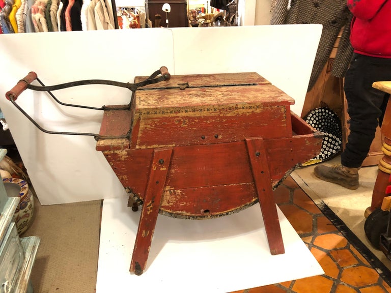 Funky Distressed Red Wooden Vintage Washing Machine For Sale at 1stDibs