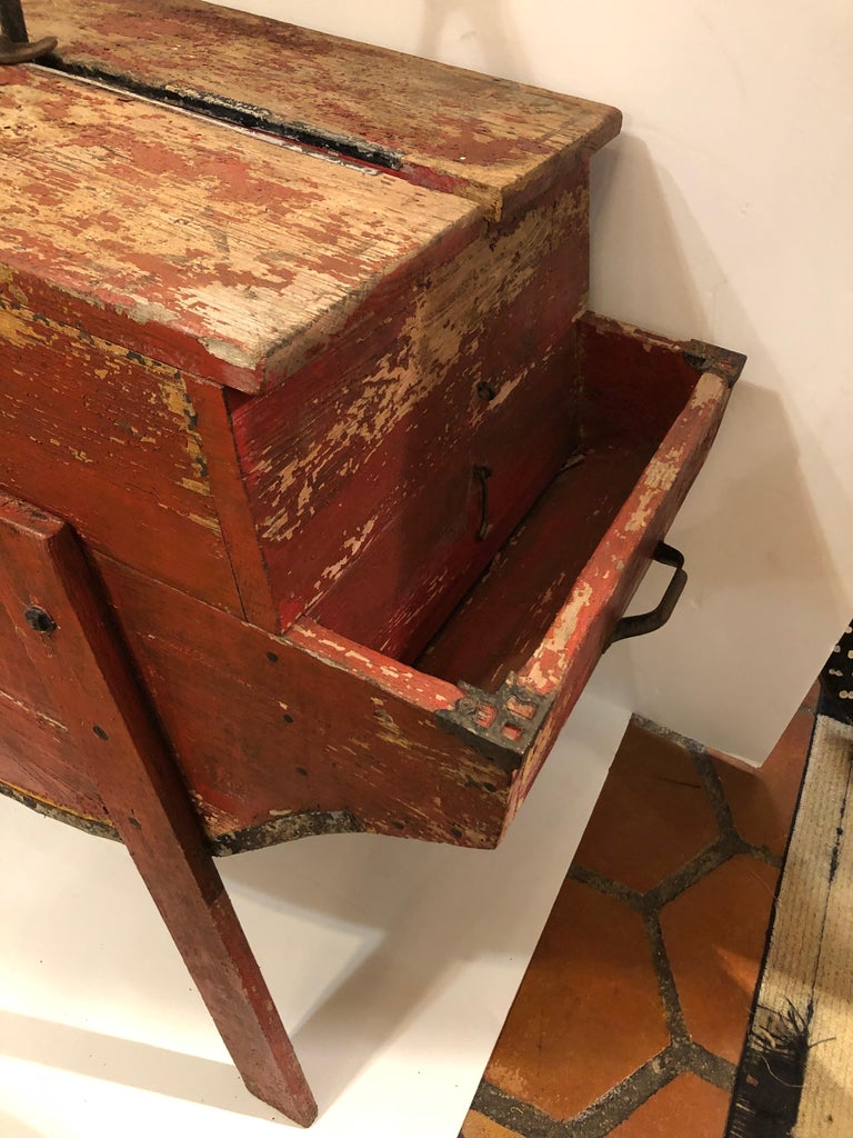 Funky Distressed Red Wooden Vintage Washing Machine For Sale at 1stDibs