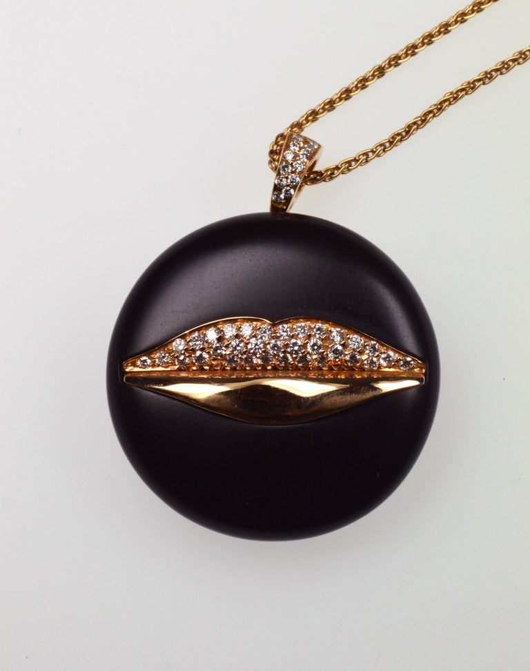 G. Bulgari Enigma Diamond, Gold and Jet Lips Necklace For Sale at 1stDibs