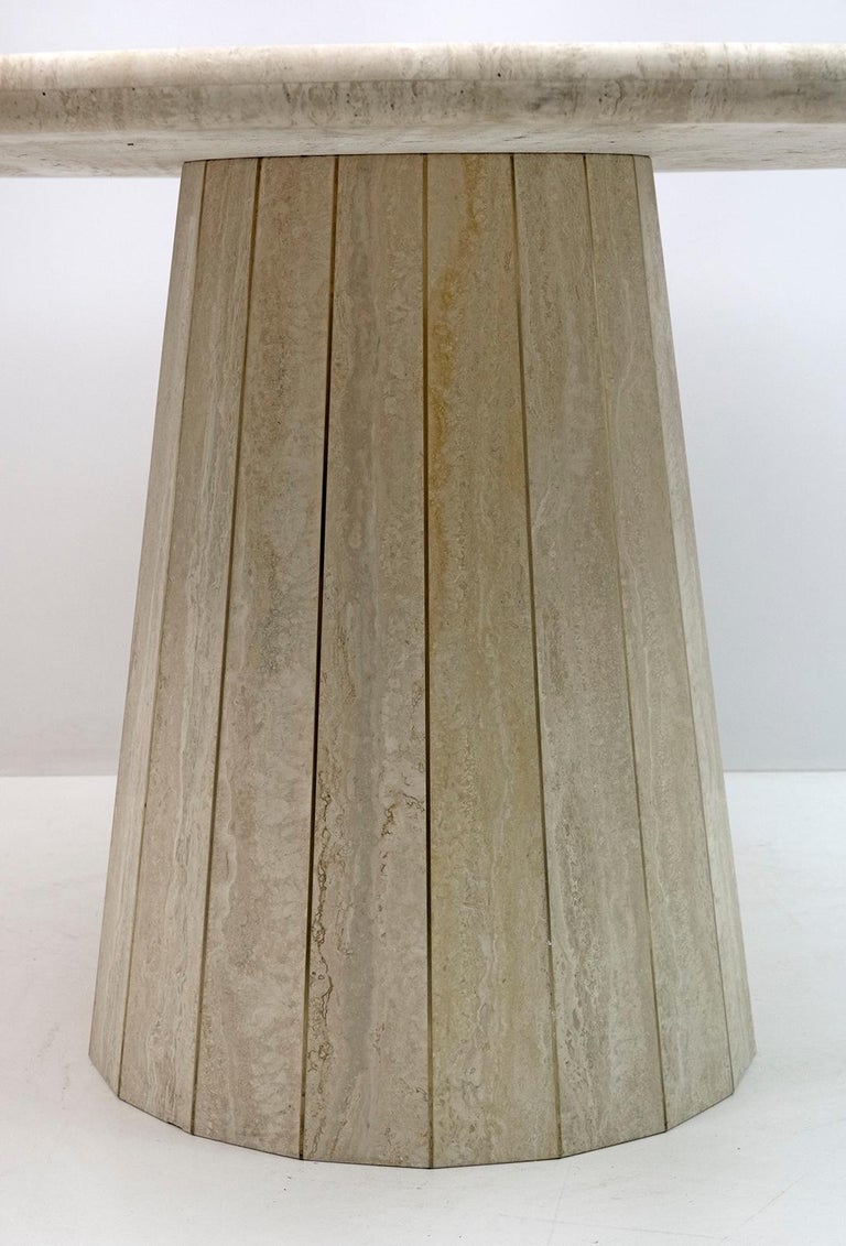 Willy Rizzo Mid-century Italian Travertine whit Brass Inlays Round ...