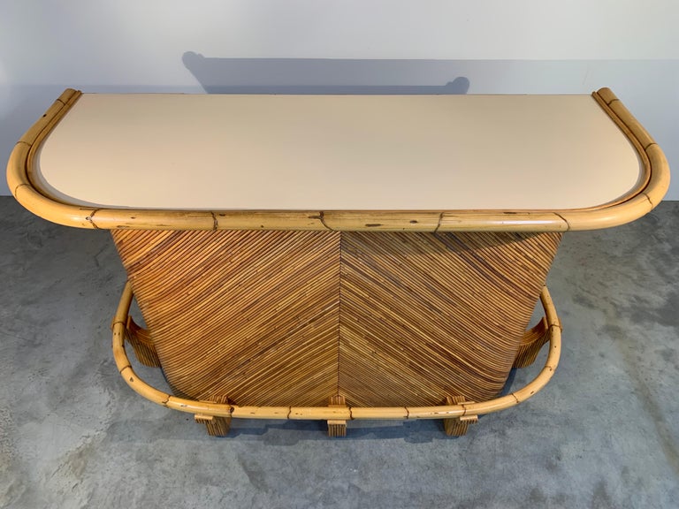 Split Pencil Reed and Bamboo Curved Dry-Bar For Sale at 1stDibs