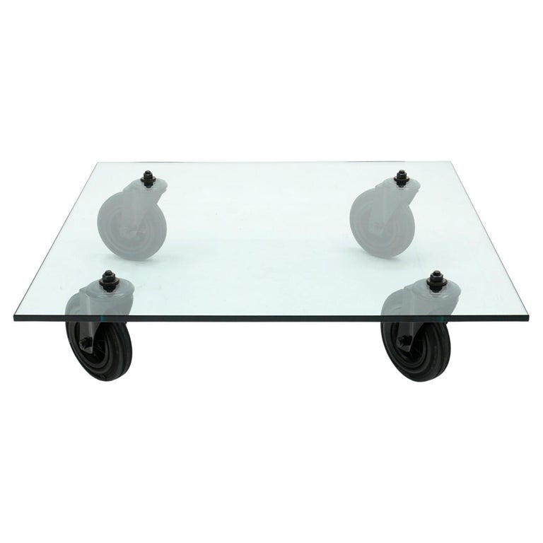 Table basse carrée en verre Tavolo Con Ruote sur grands roulettes de ...