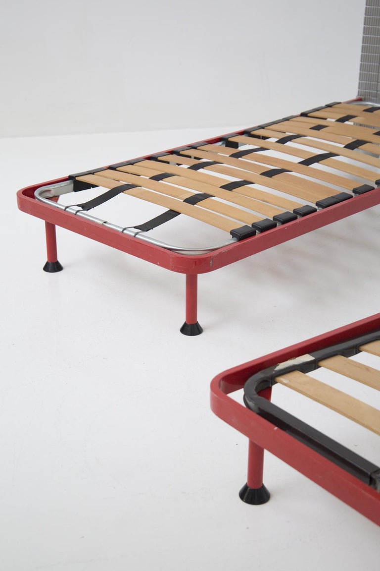 Gaetano Pesce Style Vintage Single Beds For Sale at 1stDibs