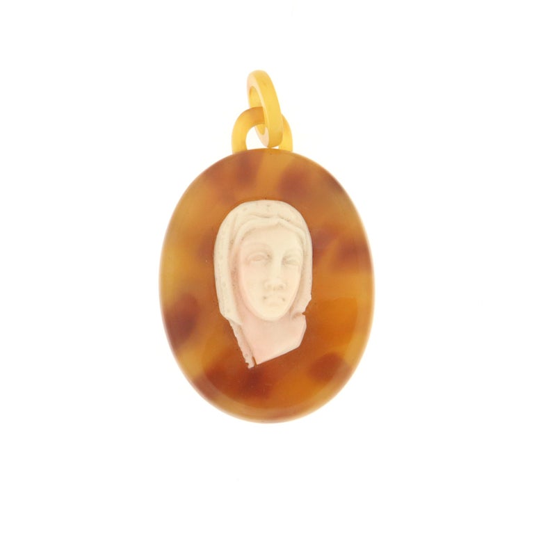 Galalith Coral Pendant Necklace For Sale at 1stDibs