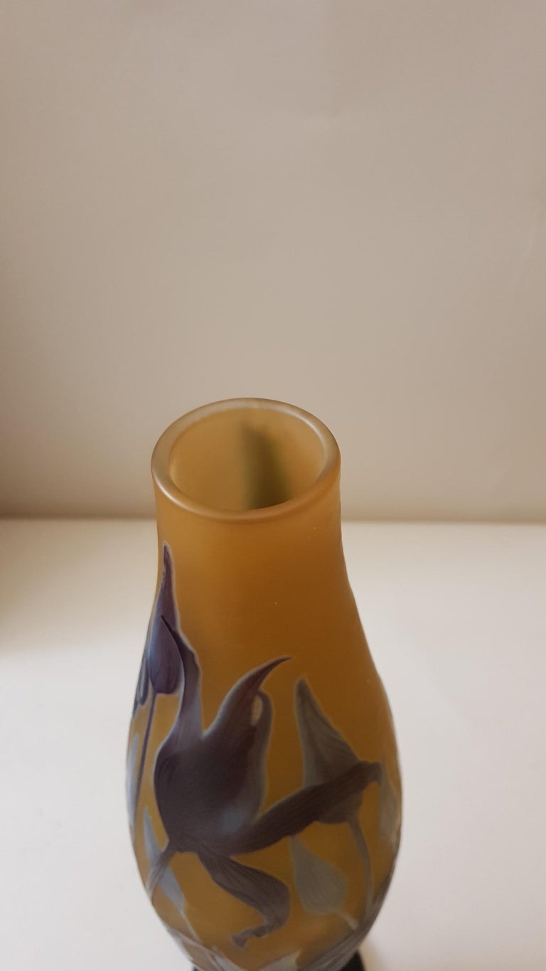 Gallé Art Nouveau Yellow Violet Flower Multilayer Glass, 1925s at 1stDibs