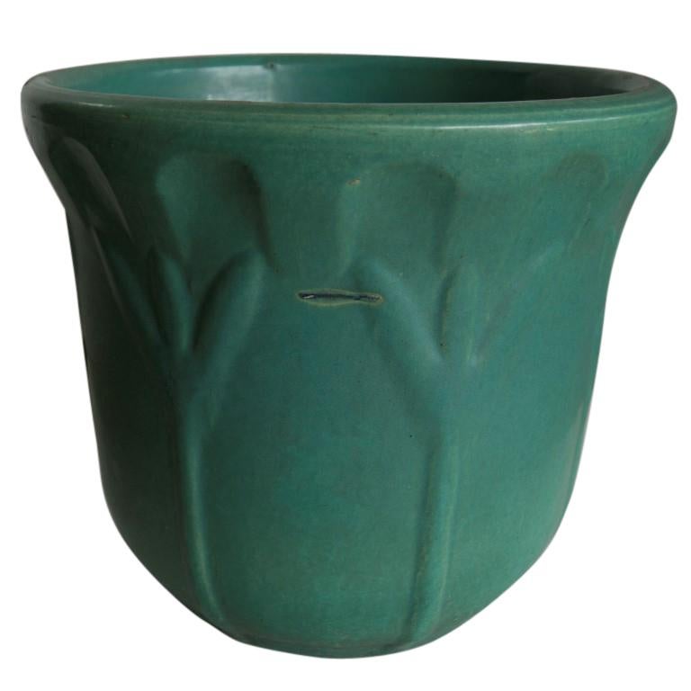 Garden City Iris Ceramic Planters in Tea Dust Green For Sale at 1stDibs