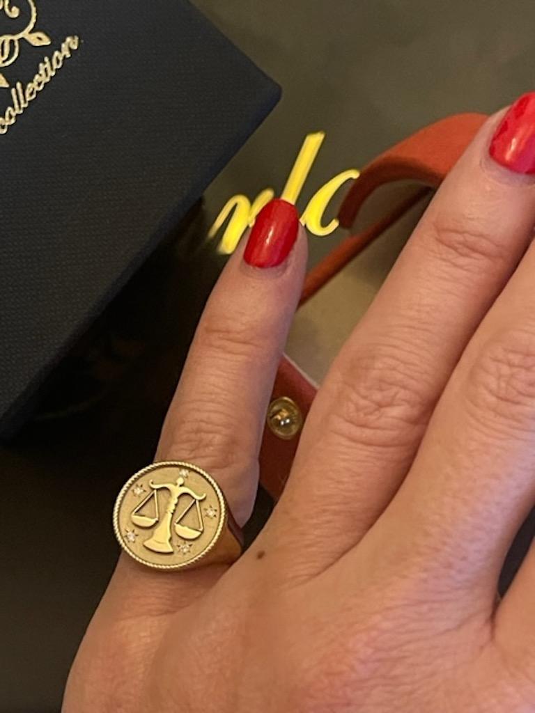 Customizable Garland Collection Zodiac Signet Ring For Sale at 1stDibs