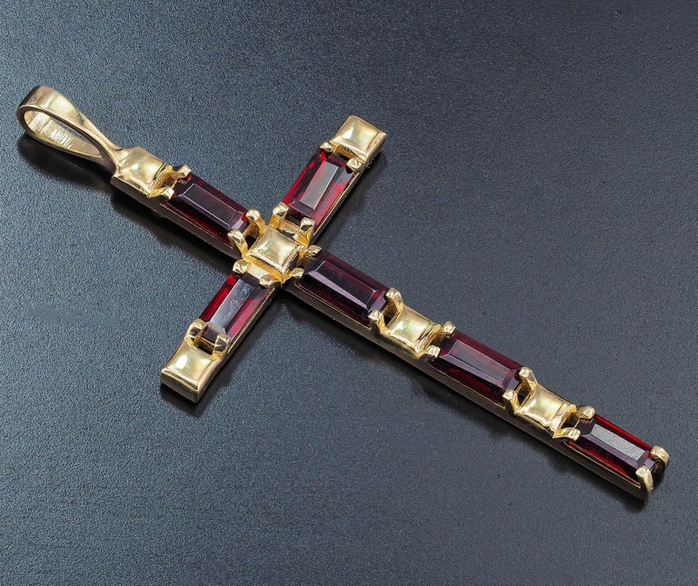 Garnet Cross Pendant in 14k Gold, Baguette Garnet Cross For Sale at 1stDibs