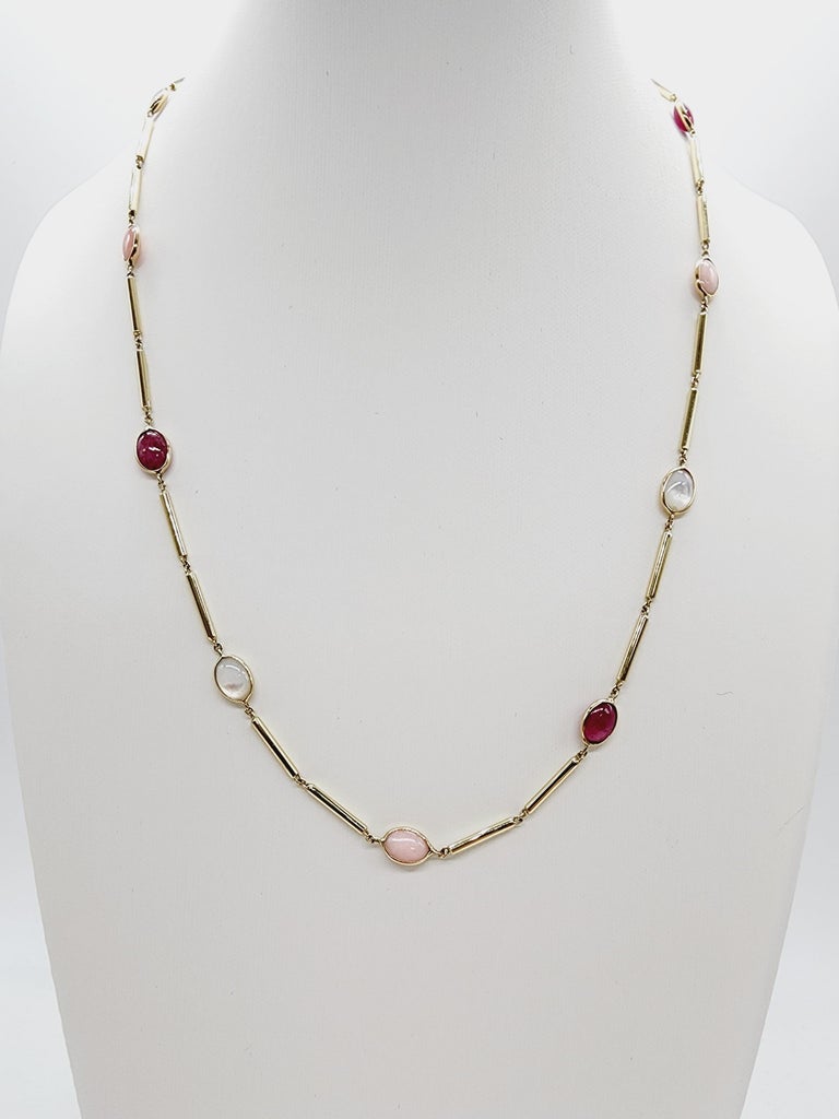 Garnet Mother of Pearl 14k Yellow Gold Link Chain Necklace For Sale at ...