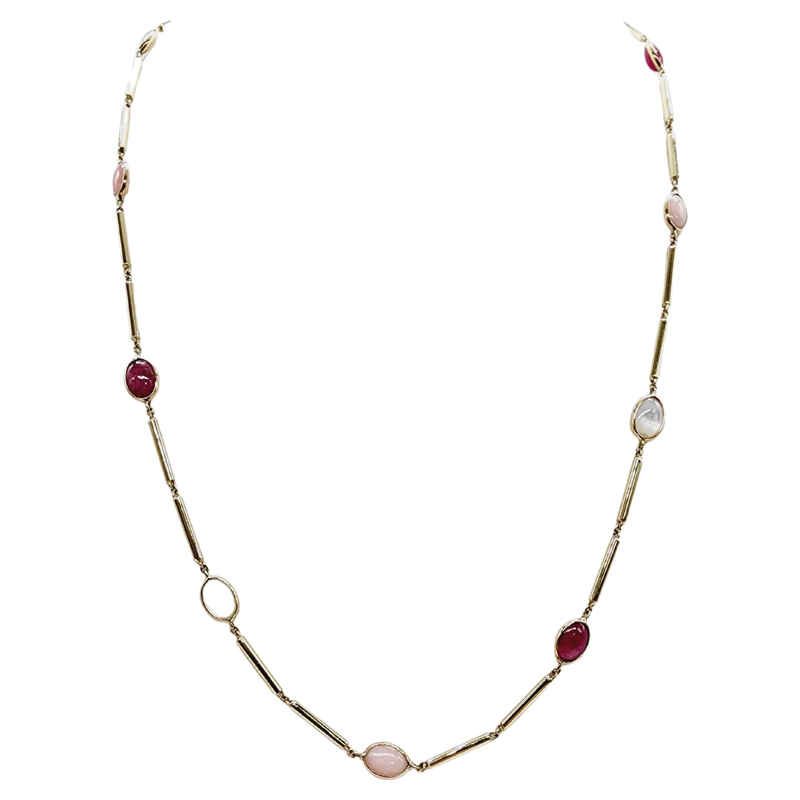 Vhernier Dark and White Mother-of-Pearl Oblong Shaped Gold Link ...