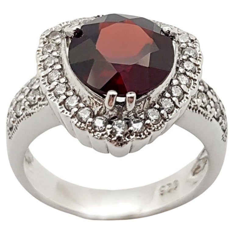 Garnet with Cubic Zirconia Ring set in Silver Settings For Sale at 1stDibs