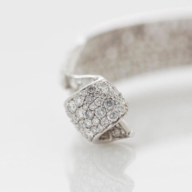 Garrard 'Bow' 18 Karat White Gold White Diamond Bangle Cuff For Sale at ...