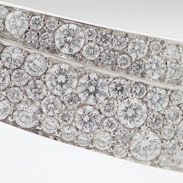 Garrard 'Bow' 18 Karat White Gold White Diamond Bangle Cuff For Sale at ...